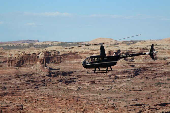 Island in the Sky & Canyon Country Heli Tour - 45 minutes - The Perfect Introduction to Canyonlands’ Beauty