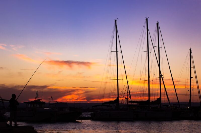 Island of Ortigia: Sunset Boat Tour with Aperitif - Key Points