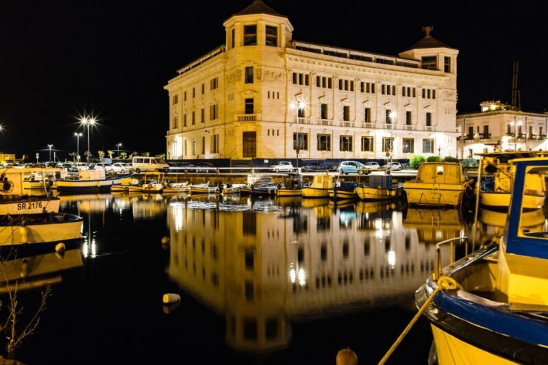 Island of Ortigia: Sunset Boat Tour with Aperitif - Price and Value