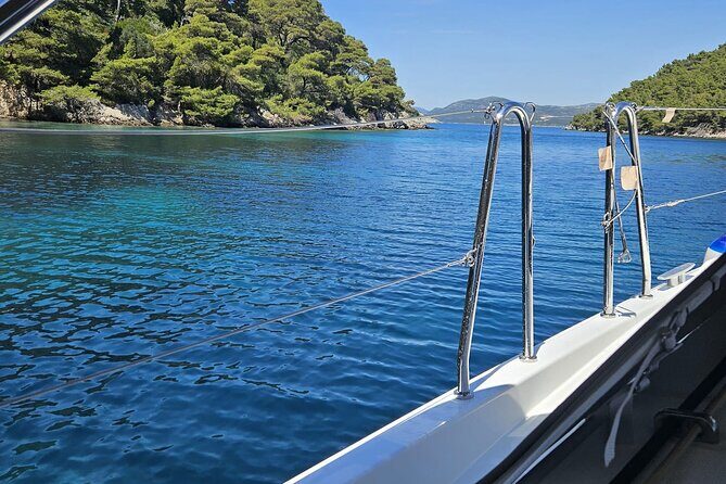 Islands Tour on Luxurious Jeanneau Sun Odyssey - An In-Depth Look: What to Expect on This Islands Tour
