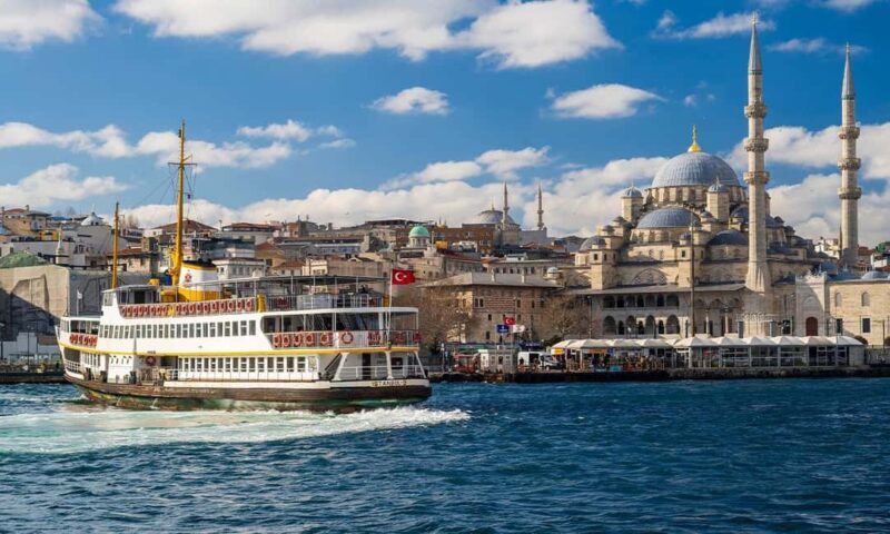 Istanbul: 2 Continents, 1 City: From Europe to Asia Tour - Starting Point and First Impressions
