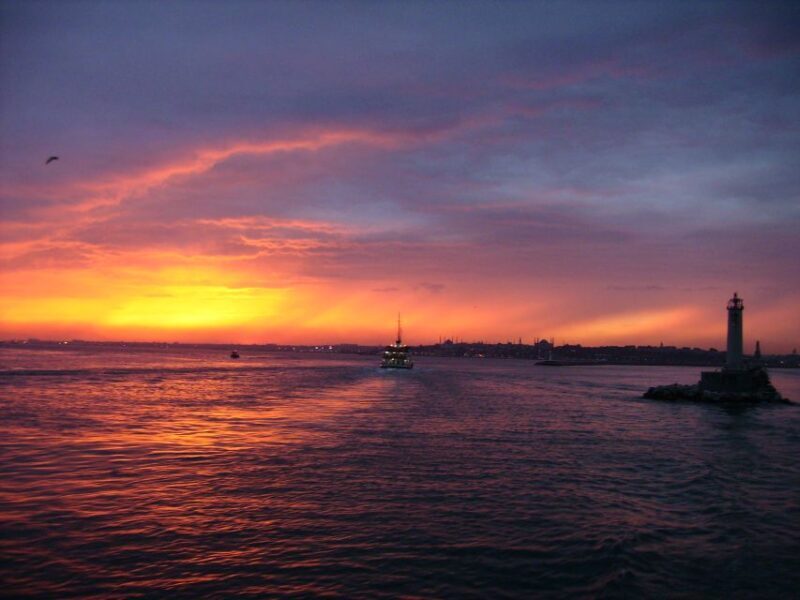 Istanbul: Afternoon Bosphorus Cruise and Spice Bazaar Tour - Key Points