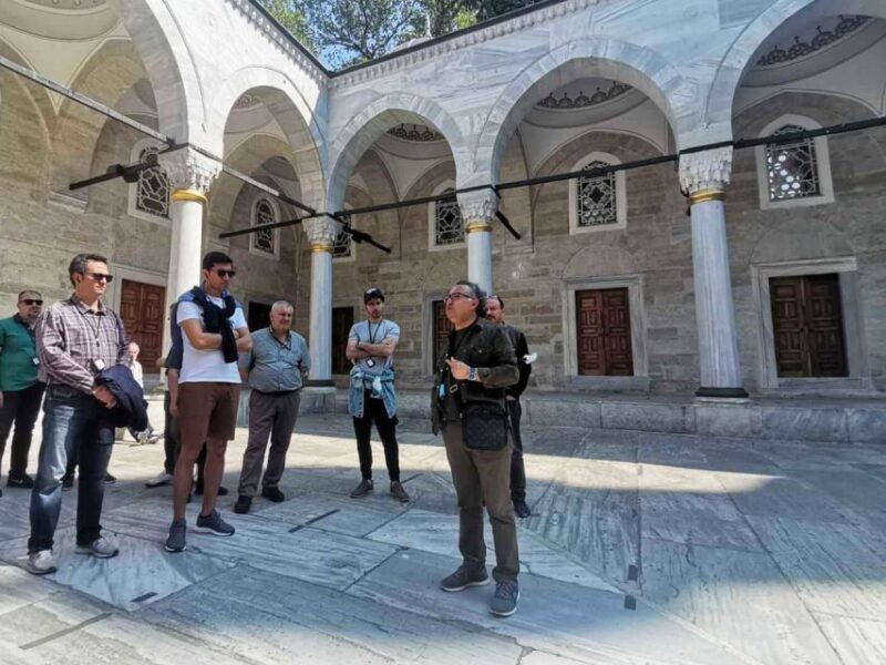 Istanbul: Asian Side Uskudar & Kadiköy Tour with Lunch - FAQ