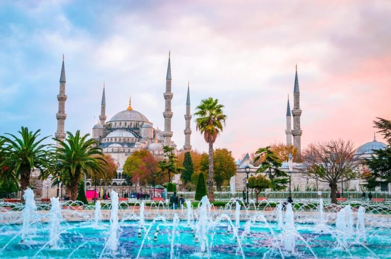 Istanbul: Blue Mosque and Hagia Sophia Tour w/Entry Tickets - Key Points