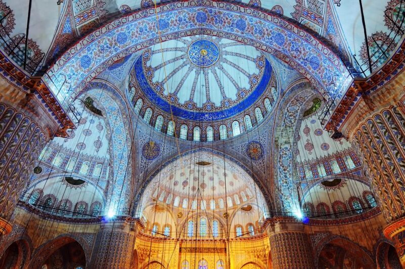 Istanbul: Blue Mosque and Hagia Sophia Tour w/Entry Tickets - An In-Depth Look at the Experience