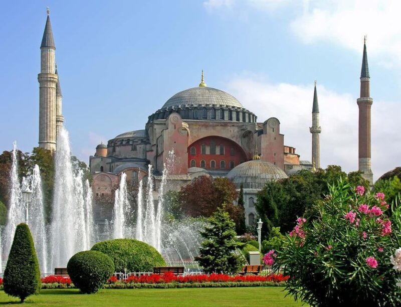 Istanbul: Blue Mosque, Hagia Sofia & Topkapi Palace Day Tour - Key Points