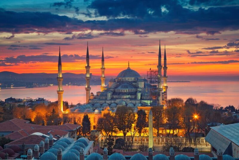 Istanbul: Blue Mosque, Hagia Sophia & Old City Private Tour - The Value of a Private Guide and Skip-the-Line Access