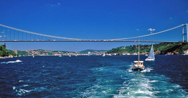 Istanbul: Bosphorus and Golden Horn Boat Tour - Why This Tour Works Well