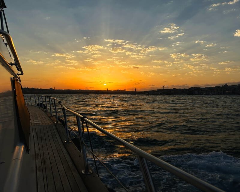 Istanbul: Bosphorus and Golden Horn Sunset Yacht Cruise - Pricing and Value