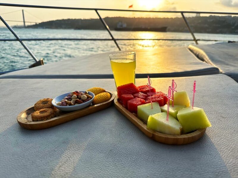 Istanbul: Bosphorus and Golden Horn Sunset Yacht Cruise - Who Should Book This?