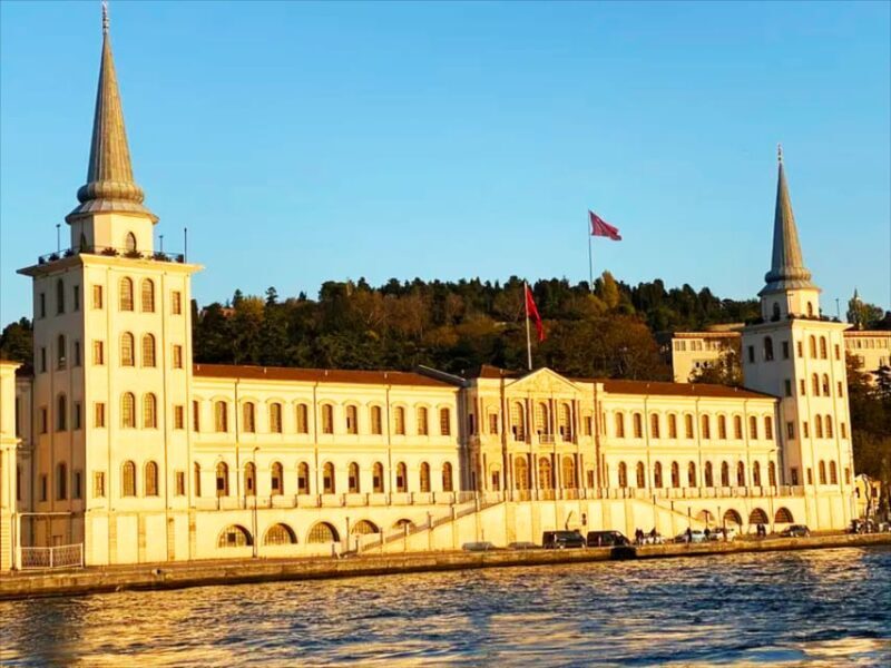 Istanbul: Bosphorus and Golden Horn Sunset Yacht Cruise - FAQs
