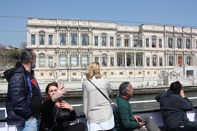 Istanbul Bosphorus Boat Tour and Golden Horn Cruise Day or Sunset - The Sum Up: Who Should Consider This Tour?