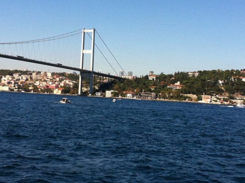 Istanbul: Bosphorus Boat Tour and Two Continents with Lunch - A Deep Dive into the Experience