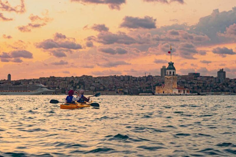 Istanbul: Bosphorus Canoe Experience by Maiden's Tower - A Unique Water Perspective of Istanbul