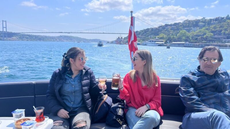 Istanbul: Bosphorus Cruise with Stopover on the Asian Side - Practical Tips for Travelers