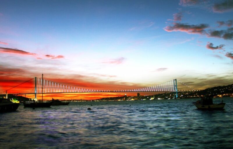 Istanbul Bosphorus Dinner Cruise &Entertainment hotel pickup - FAQs