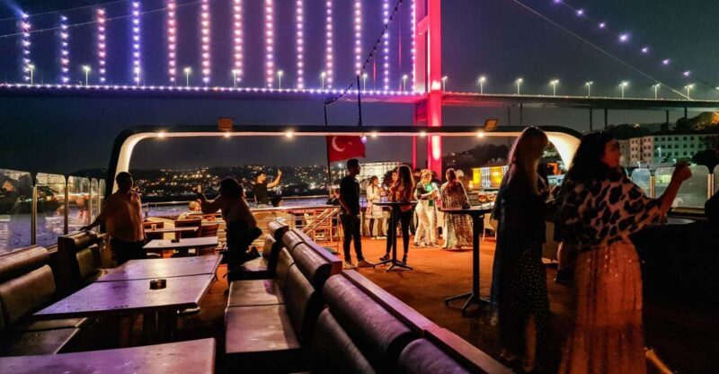 Istanbul: Bosphorus Dinner Cruise w/ Drinks & Entertainment - Why This Cruise Offers Great Value