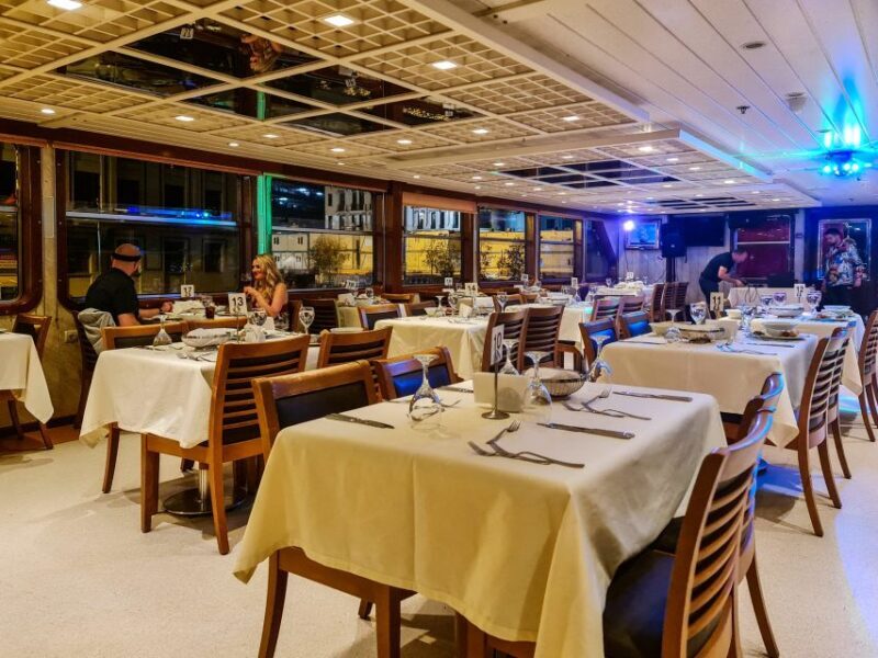 Istanbul: Bosphorus Dinner Cruise w/ Drinks & Entertainment - The Experience from a Guest’s Perspective