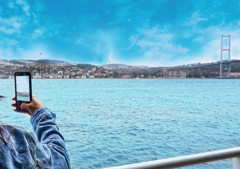 Istanbul: Bosphorus & Golden Horn Cruise Daytime or Sunset - Exploring the Itinerary and Experience in Detail