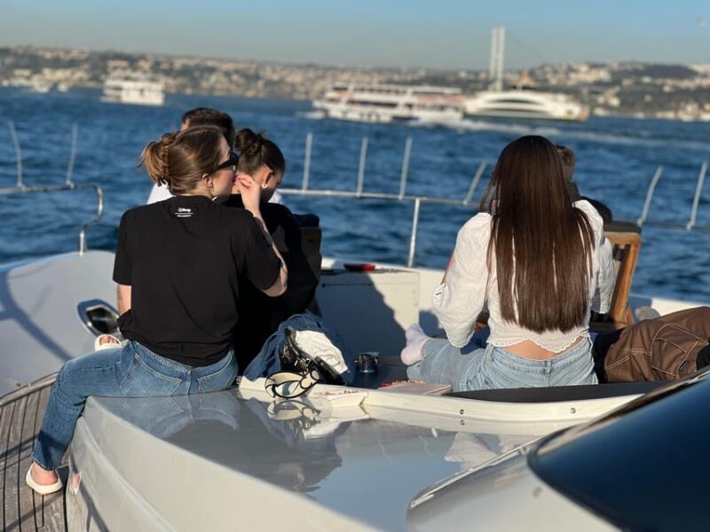 Istanbul: Bosphorus Sunset Cruise on a Luxury Yacht - Why This Bosphorus Sunset Cruise Is Worth Considering