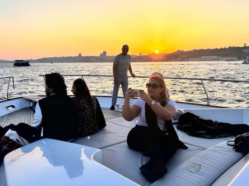 Istanbul: Bosphorus Sunset Cruise on a Luxury Yacht - The Practicalities