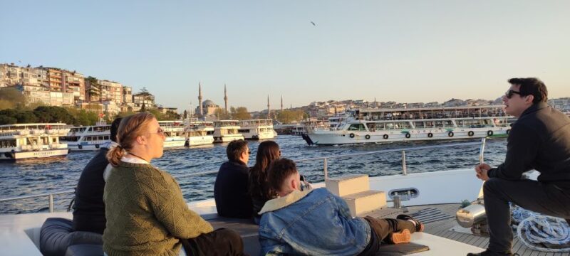Istanbul: Bosphorus Sunset Cruise on Yacht with Live Guide - Who is This Tour Best For?