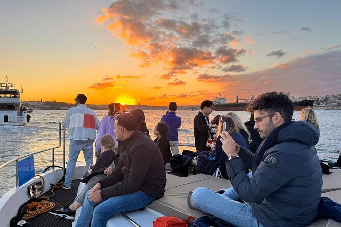Istanbul Bosphorus Sunset Cruise on Yacht with Live Guide - The Sum Up