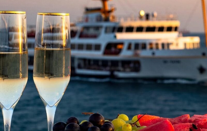 Istanbul: Bosphorus Sunset Cruise with Drinks & Snack - The Experience on Board: What You Can Expect