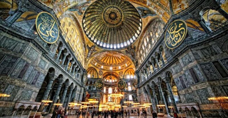 Istanbul City Sightseeing Tour & Turkish Dinner & Show - Detailed Breakdown of the Day