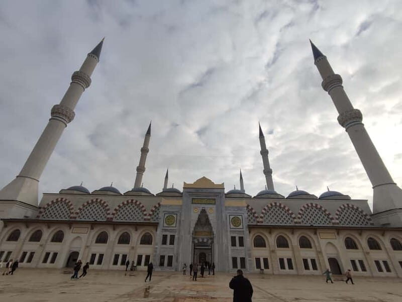 Istanbul: Explore Europe and Asia by Guided Bus and Boat - Diving Into the Experience