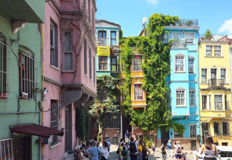 Istanbul: Fener & Balat Guided Tour through Colored Streets - A Deep Dive Into the Fener & Balat Experience