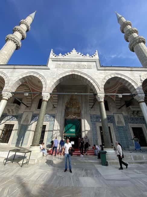 Istanbul: Guided Morning Prayer Experience at Fatih Mosque - Is It Worth the Cost?