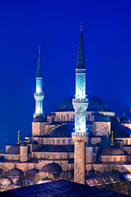 Istanbul: Hagia Sofia, Blue Mosque, and Grand Bazaar Tour - A Deep Dive into the Tour Experience