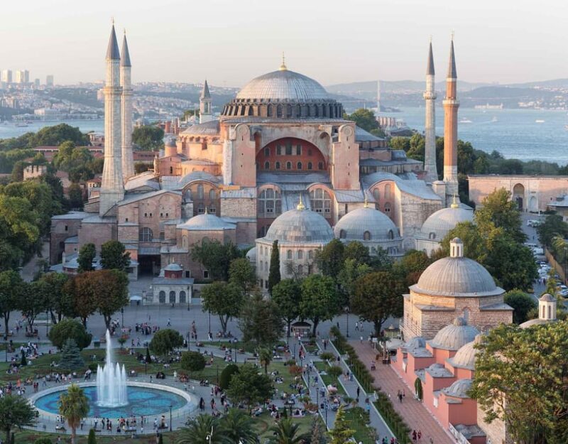 Istanbul: Hagia Sophia and Blue Mosque Tour with Tickets - Who Will Benefit Most