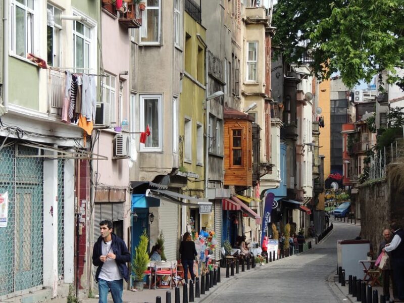 Istanbul: Hagia Sophia, Chora Church, and Balat Tour - Practical Tips for Travelers