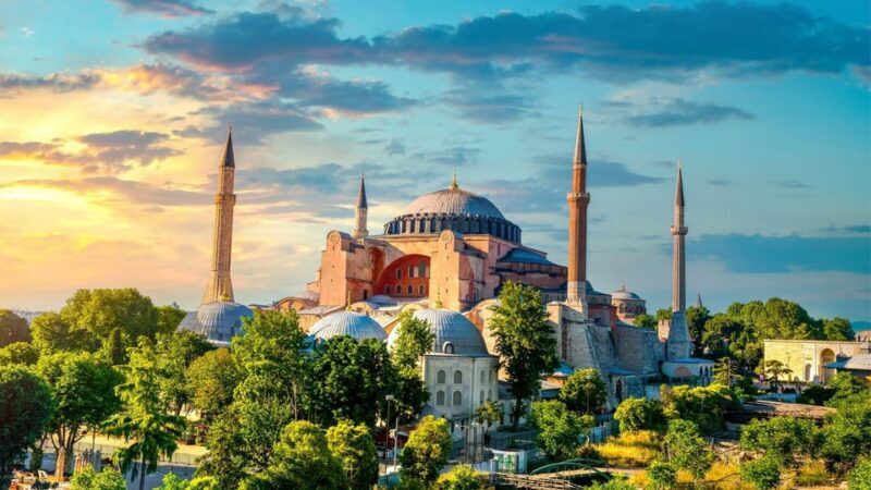 Istanbul: Hagia Sophia Guided Tour with Skip-the-Ticket-Line - Accessibility and Practical Tips