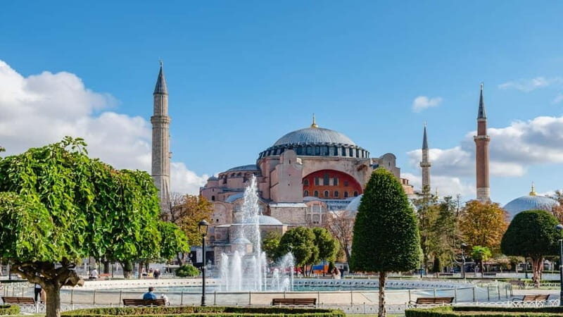 Istanbul Highlights: A Journey Through History and Culture - Starting Point and Transportation