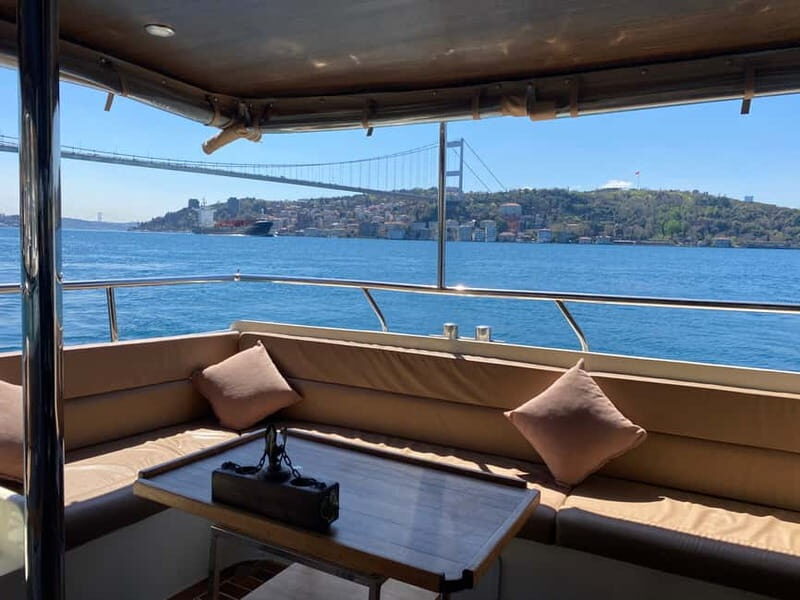 Istanbul: Private Bosphorus Boat Cruise - Authentic Experiences and Traveler Feedback