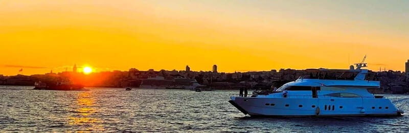 Istanbul: Private Bosphorus Dinner Cruise on a Luxury Yacht - In The Sum Up