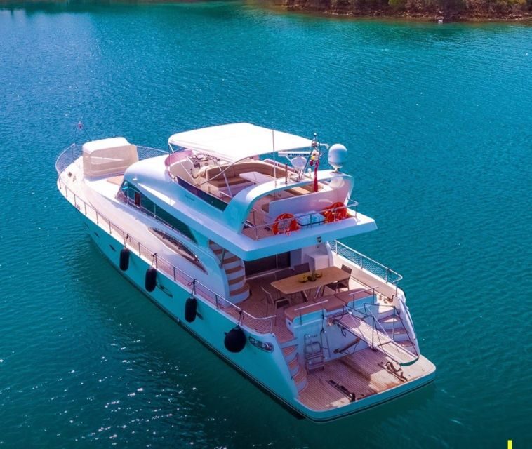 Istanbul: Private Bosphorus Tour on Luxury Yacht w/transfer - Practical Tips for Your Booking