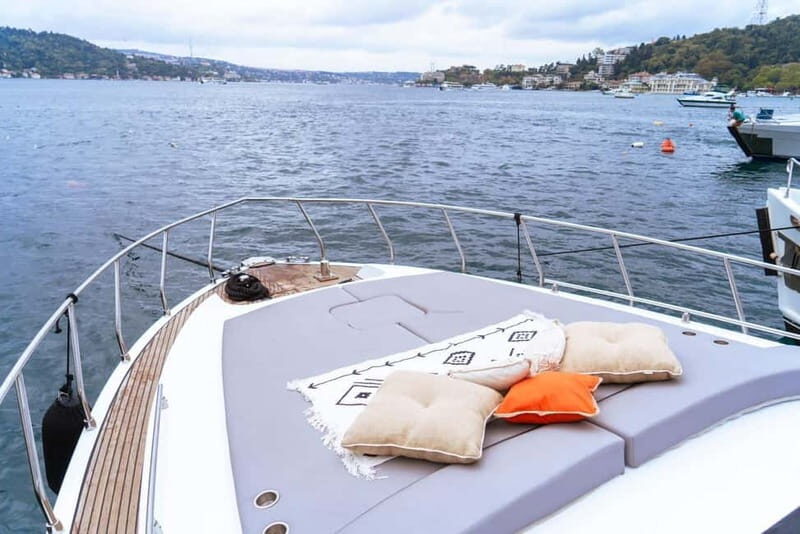 Istanbul: Private Bosphorus Yacht with Tour Guide and Snacks - Pricing and Value