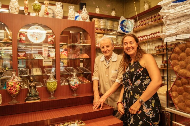 Istanbul: Private Guided Food Tour with 10 Tastings - Key Points