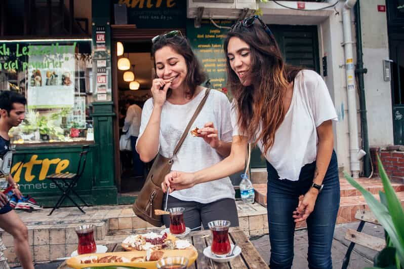 Istanbul: Private Guided Food Tour with 10 Tastings - Value for Money