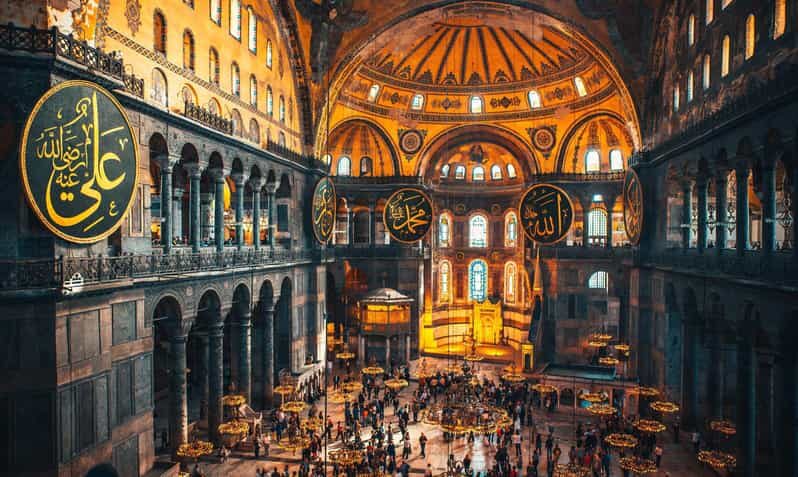 Istanbul: Private Sightseeing Tour in Multiple Languages - Key Points