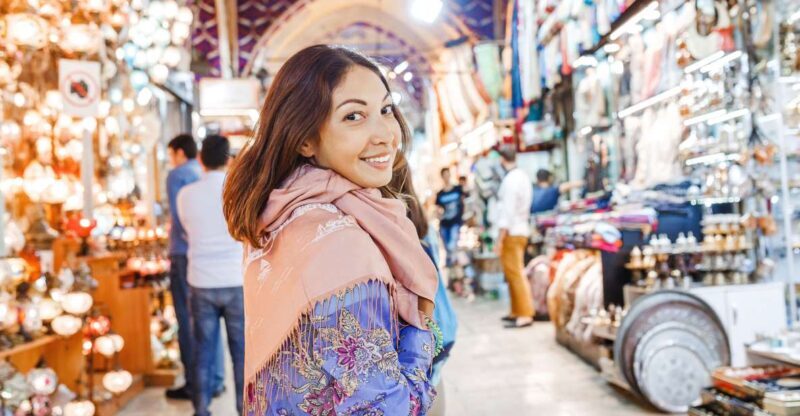Istanbul: Professional photoshoot at Grand Bazaar - Experiencing the Grand Bazaar’s Unique Charm