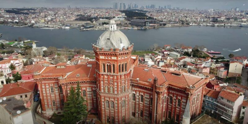 Istanbul: Sultanahmet, Balat, & Bazaars Tour With Cruise - What’s Included and What’s Not