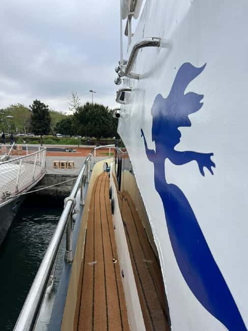 Istanbul: Sunset Bosphorus Yacht Cruise with Golden Horn - FAQs