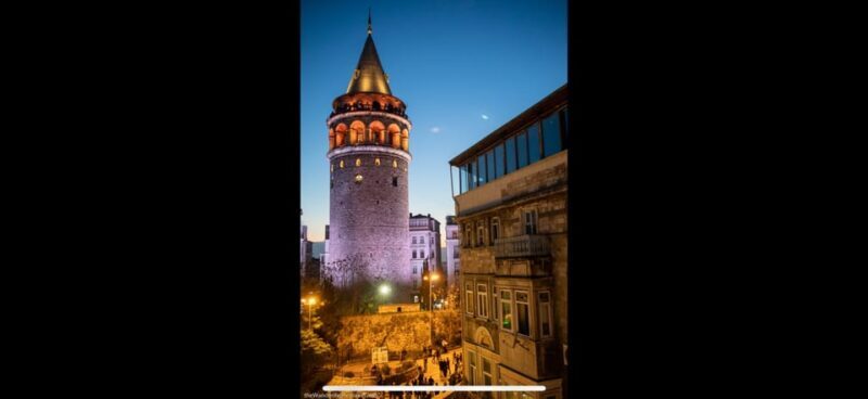 Istanbul: Taksim Square Tour with Tarot Reading - Key Points