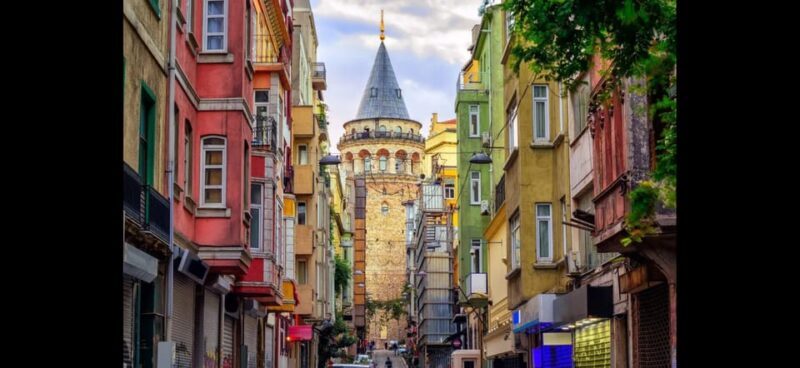 Istanbul: Taksim Square Tour with Tarot Reading - Value and Practical Considerations
