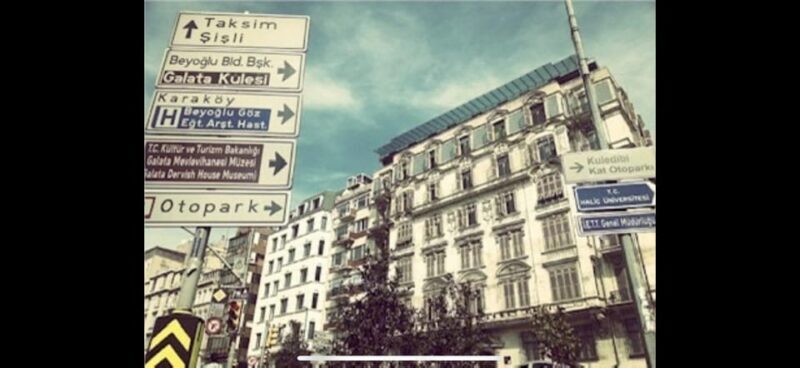 Istanbul: Taksim Square Tour with Tarot Reading - The Experience from the Traveler’s Perspective